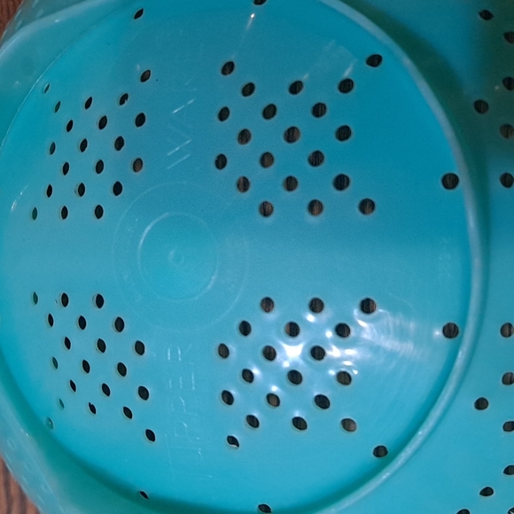 Tupperware | Kitchen | Vintage Tupperware Colander Strainer | Poshmark